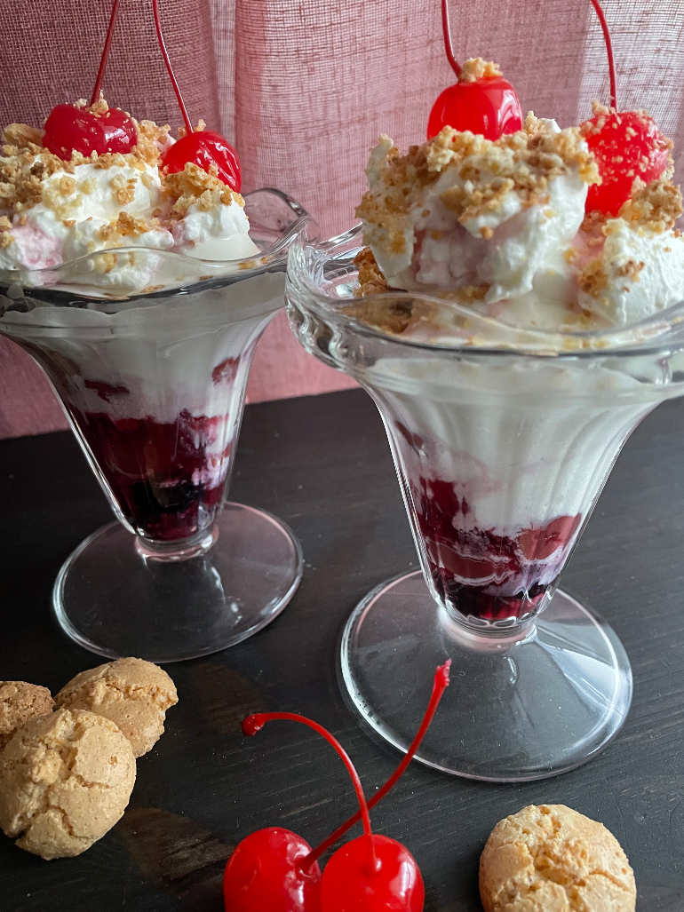 Sundae Italian Rivieralta - Kirja ja keittiö